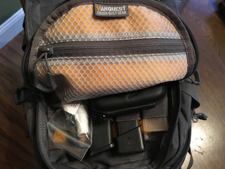 Vanquest Katara top pouch • Spotter Up