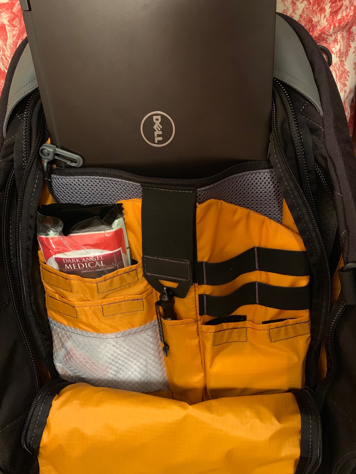 Vanquest 46 Skycap Duffel Backpack • Spotter Up