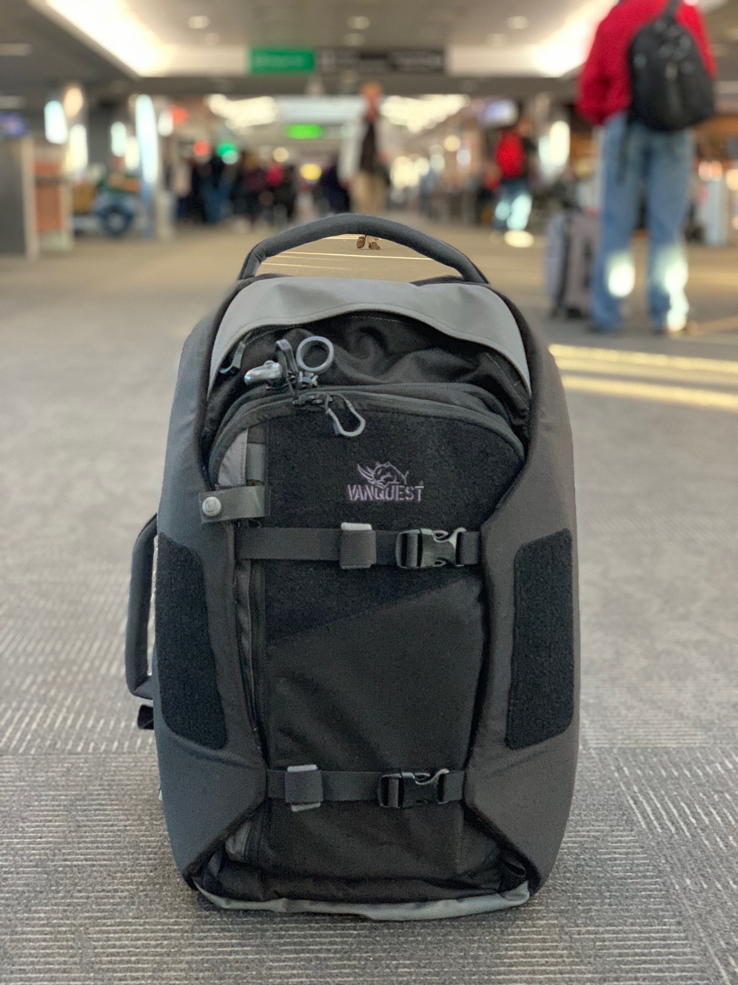 Vanquest 46 Skycap Duffel Backpack • Spotter Up