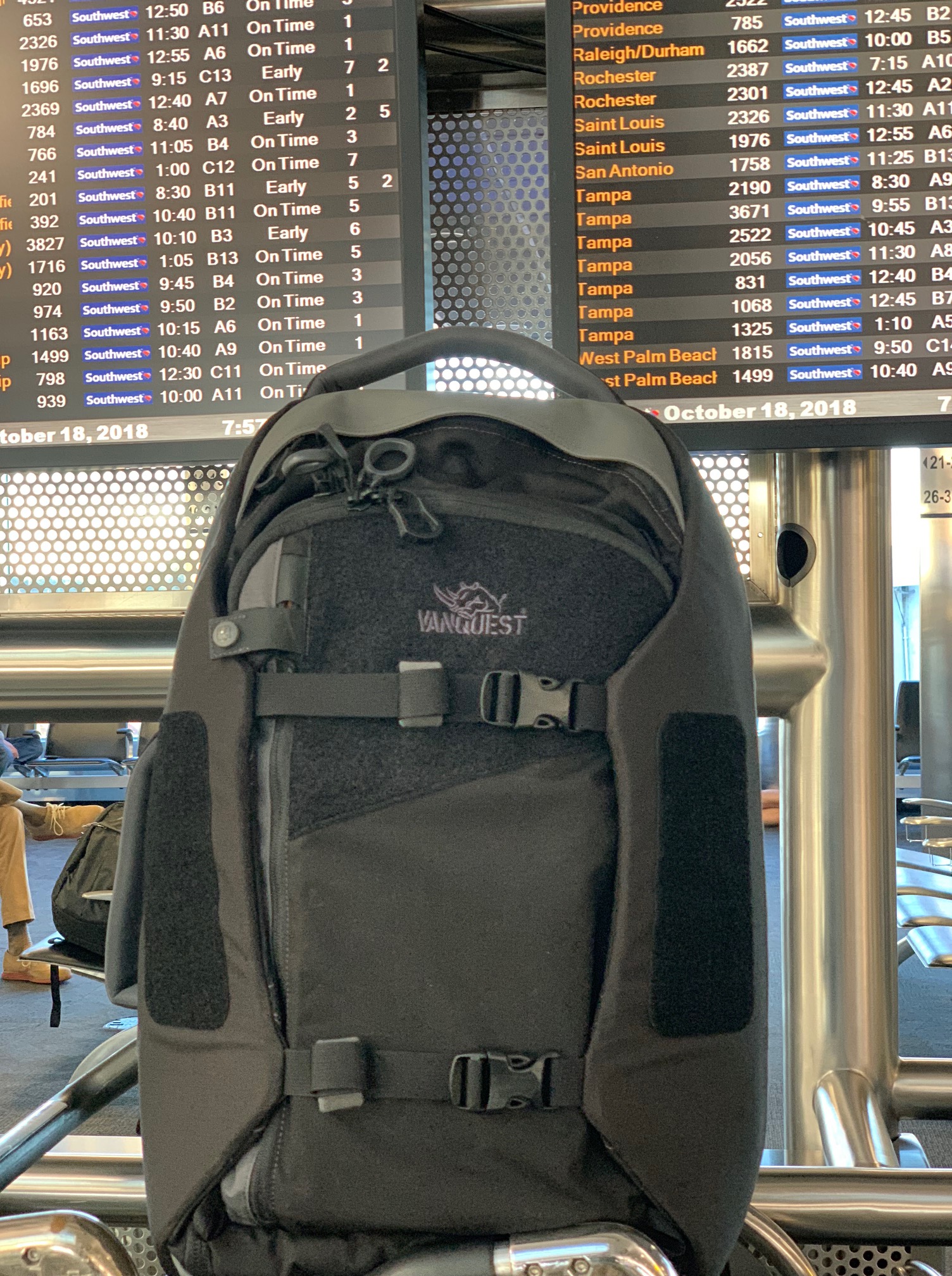 Vanquest 46 Skycap Duffel Backpack • Spotter Up