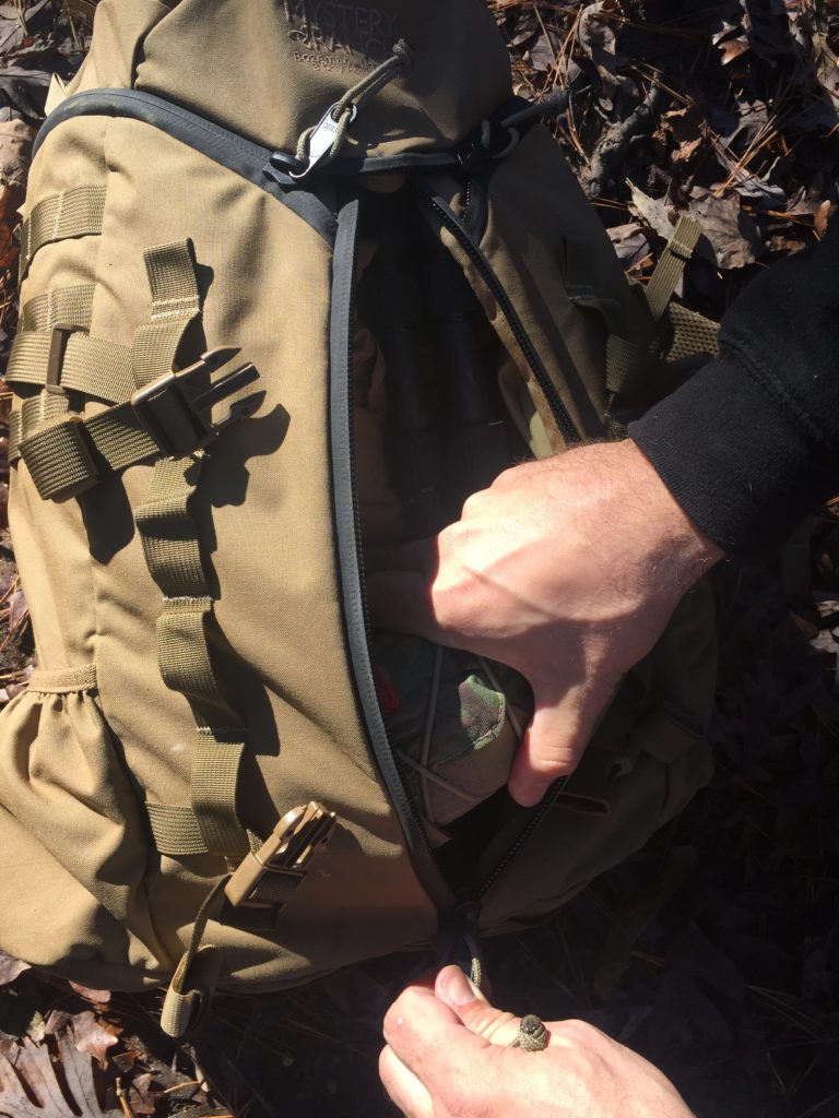 Mystery Ranch 3 Day Assault CL Pack • Spotter Up