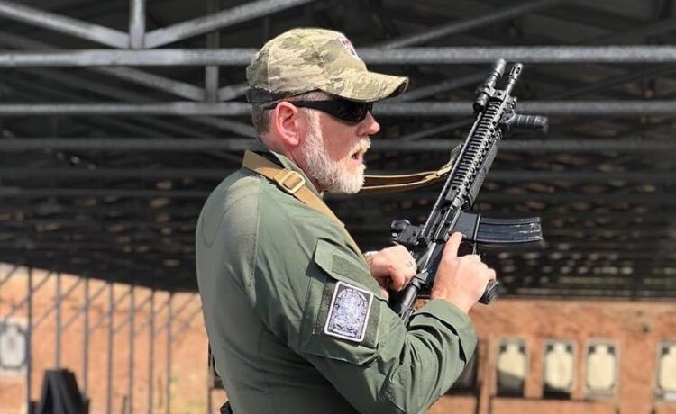 High Ready Vs Low Ready! Mike Green of Green Ops talks about which one ...