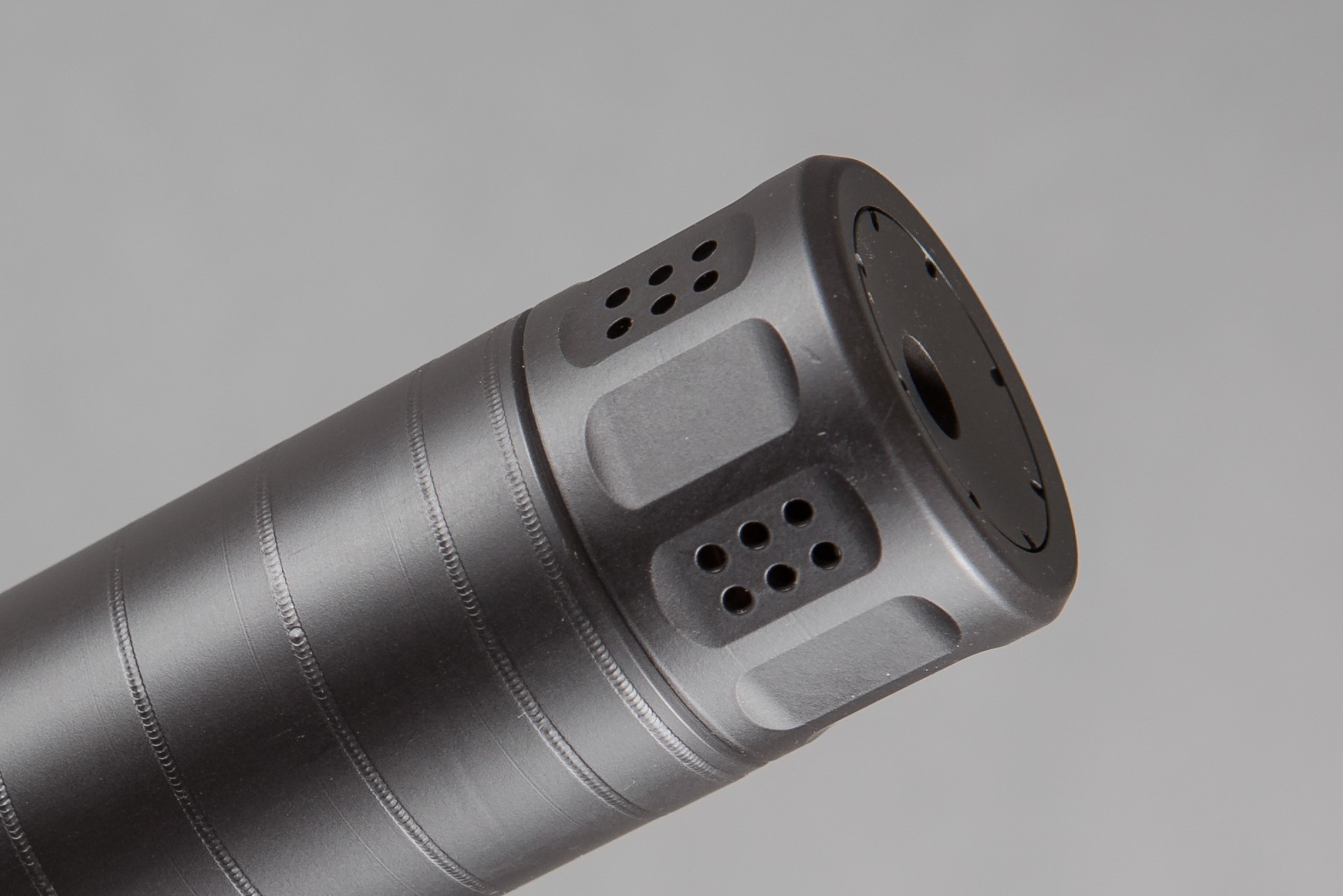 DEAD AIR ARMAMENT NOMAD-30 SUPPRESSOR • Spotter Up