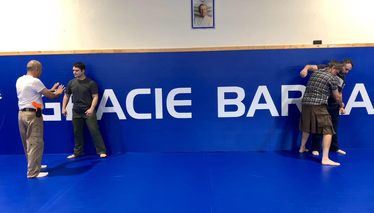 Integrated Combatives for Concealed Carry Instructor Notes • Spotter Up