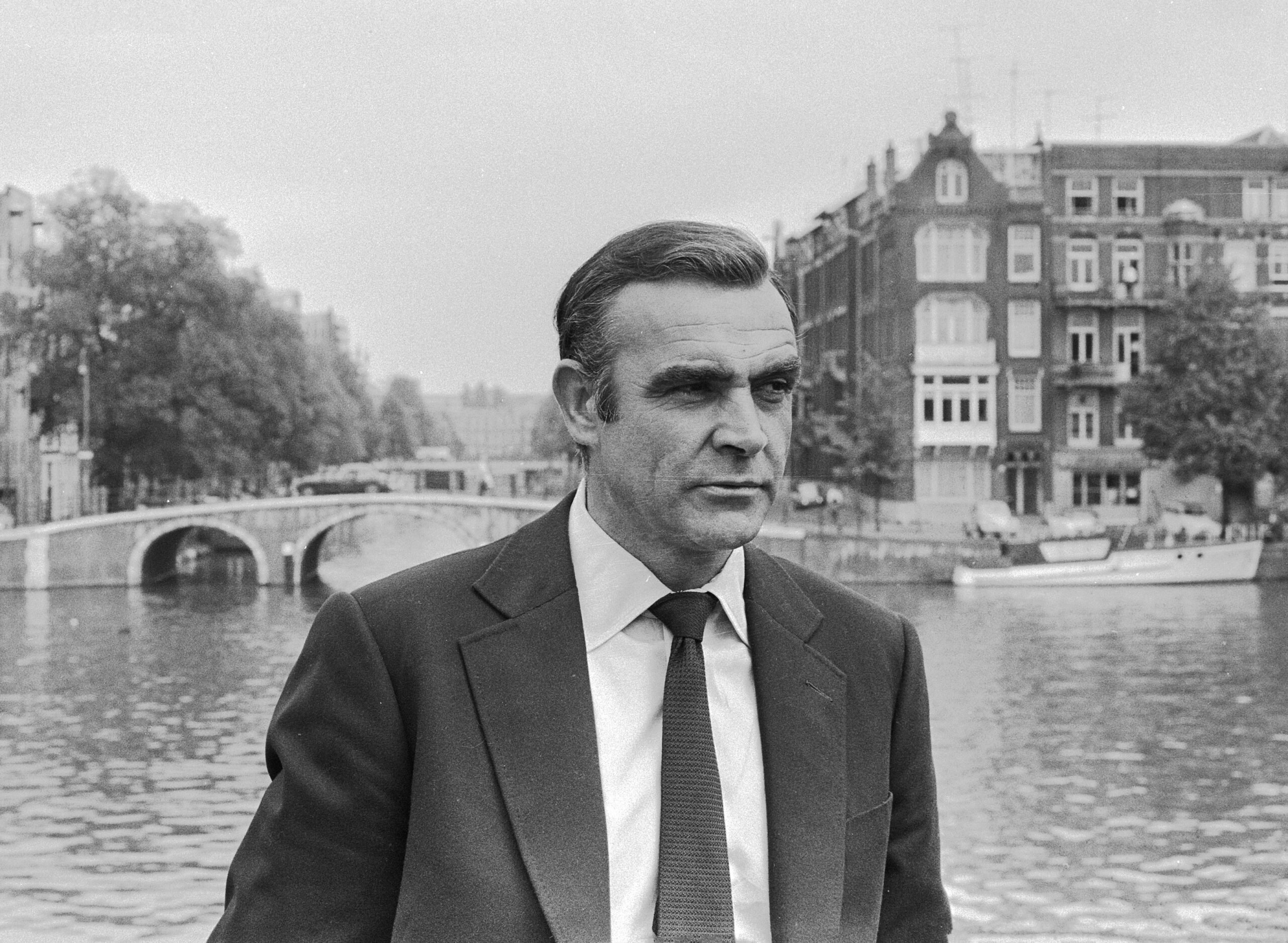 Sean Connery as James Bond 007 During Filming of Diamonds are Forever ...