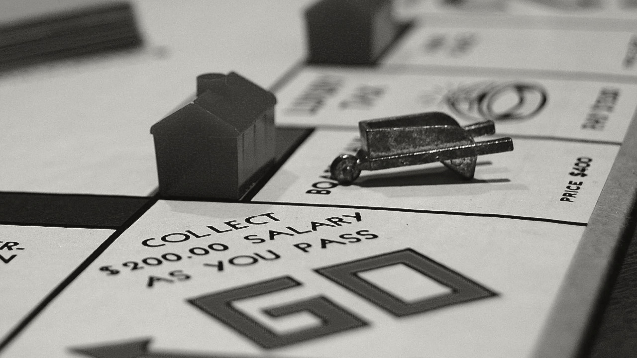 Monopoly Game Helped Allied POWs Escape in World War II • Spotter Up
