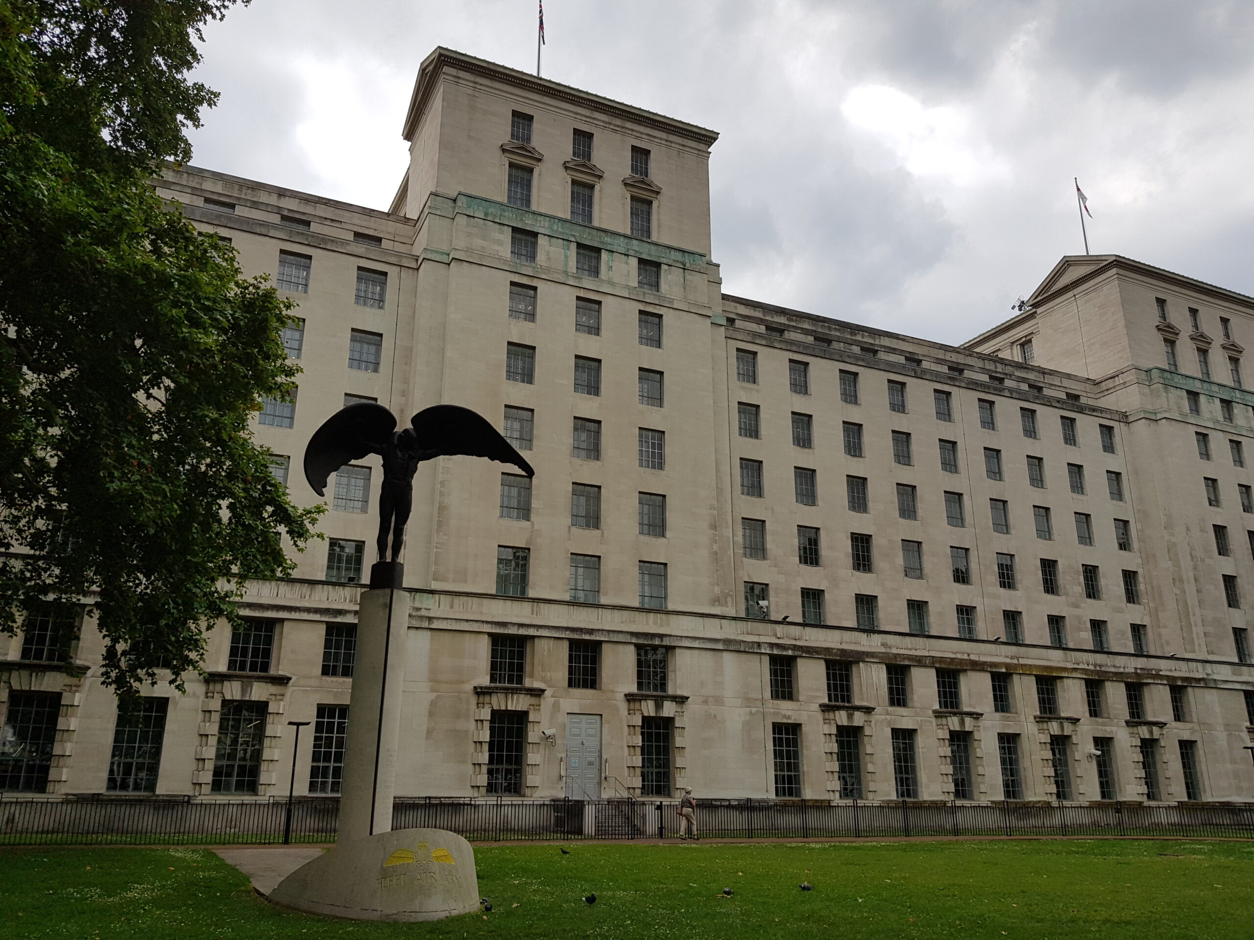Ministry_of_Defence_Building • Spotter Up