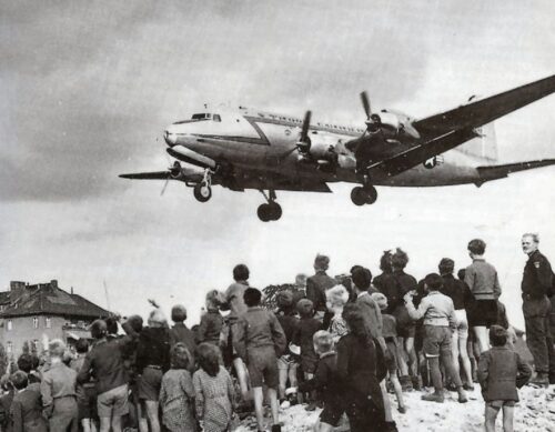 The Gehlen Organization: Controversial Postwar German Intelligence ...