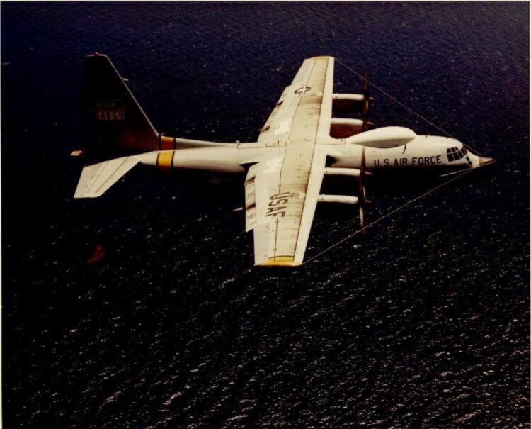 The Story of STARS: CIA's Amazing Airborne Recovery System • Spotter Up