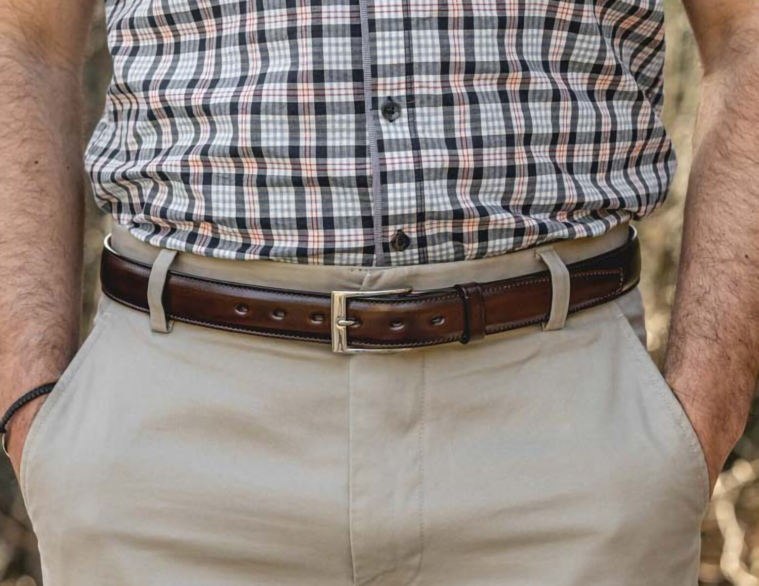 How to Choose a Dress Gun Belt • Spotter Up