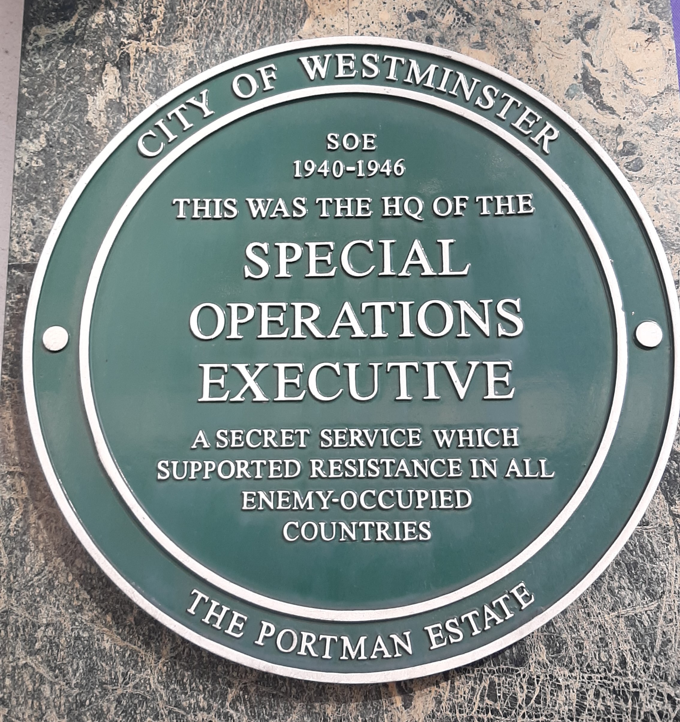 SOE_Plaque,_Baker_Street • Spotter Up