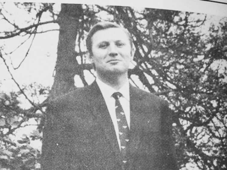 Captain Peter Mason: Official Assassin • Spotter Up