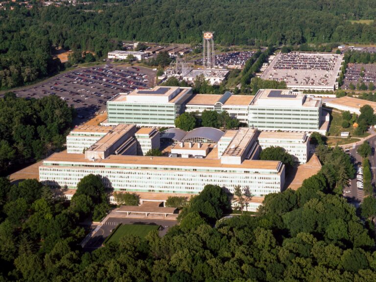 Bond's Ally and CIA's Home: The Fascinating Leiter Connection • Spotter Up